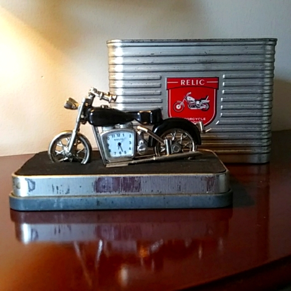 Fossil | Accents | Fossil Relic Motorcycle Desk Clock | Poshmark